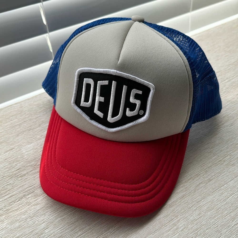 Deus Ex Machina Red White And Blue Baseball Hat - Gem